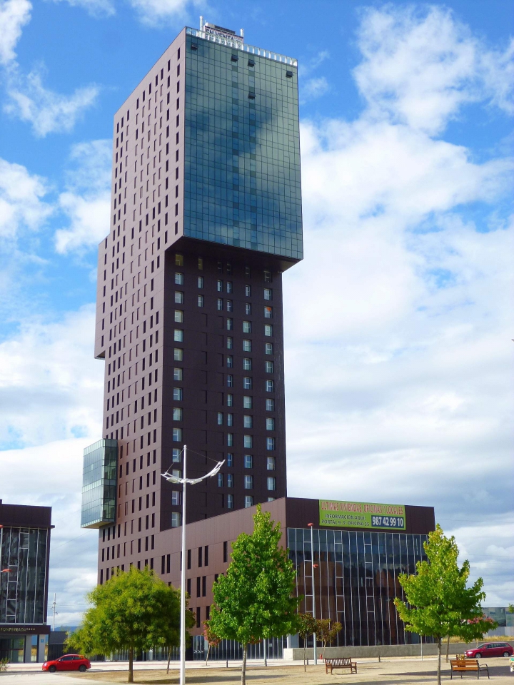 La Torre De La Rosaleda Ponfecasa Inmobiliaria